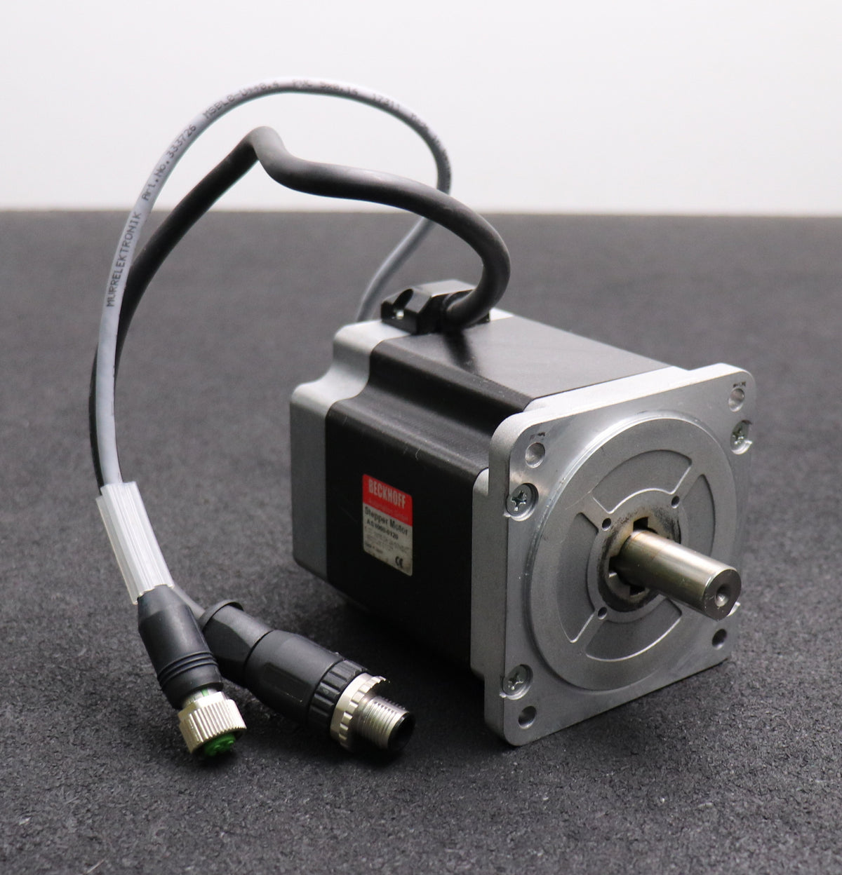 BECKHOFF Schrittmotor mit Encoder AS1060-0120 Haltemoment 5,0Nm Nennst — happy-parts.de