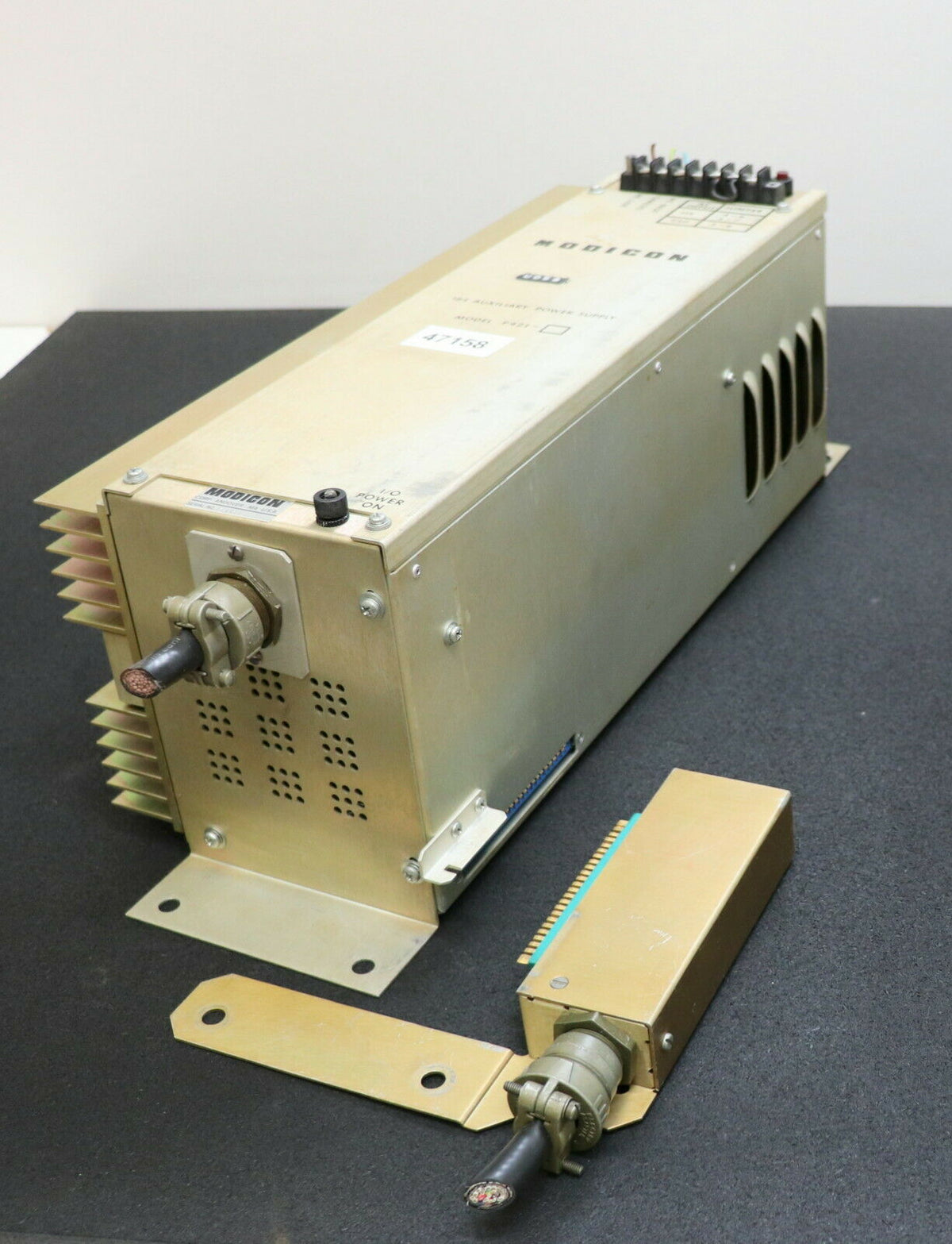 GOULD MODICON 184 Auxiliary power supply Model P421 — happy-parts.de