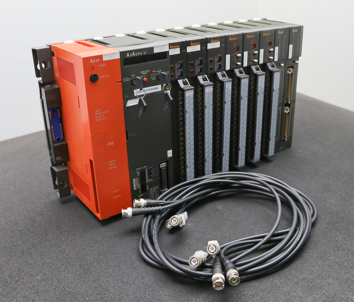 MITSUBISHI MELSEC PLC System mit: 1x A63P 1x A3ACPU 3x A616AD 3x A68RD ...