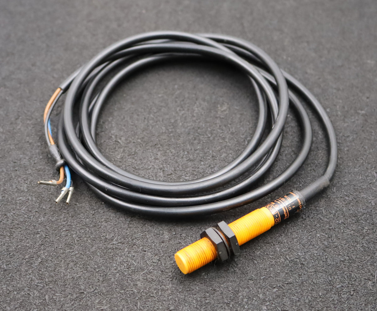 EFECTOR induktiver Sensor IF-3002-BP0G S: 2mm b 10-55VDC 400mA 700Hz g ...